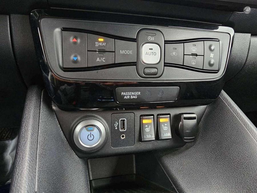 Pelēks Nissan Leaf 2019 Tauragė, ar dzinēja tilpumu 0.00 L un nobraukumu 127 tūkst. km par 9300 €, foto 20 vietnē AUTOMOTO.COM.LV