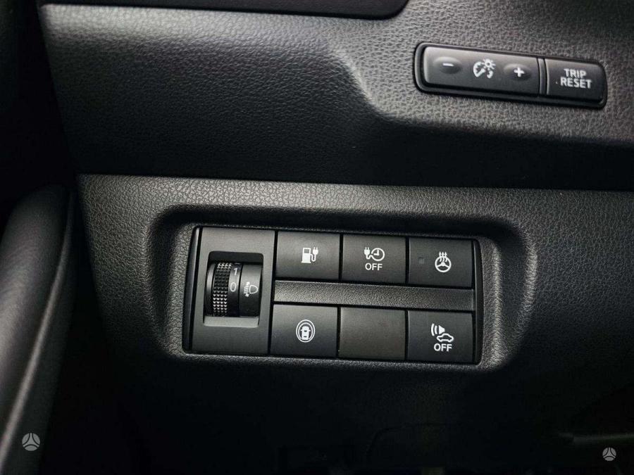 Pelēks Nissan Leaf 2019 Tauragė, ar dzinēja tilpumu 0.00 L un nobraukumu 127 tūkst. km par 9300 €, foto 21 vietnē AUTOMOTO.COM.LV