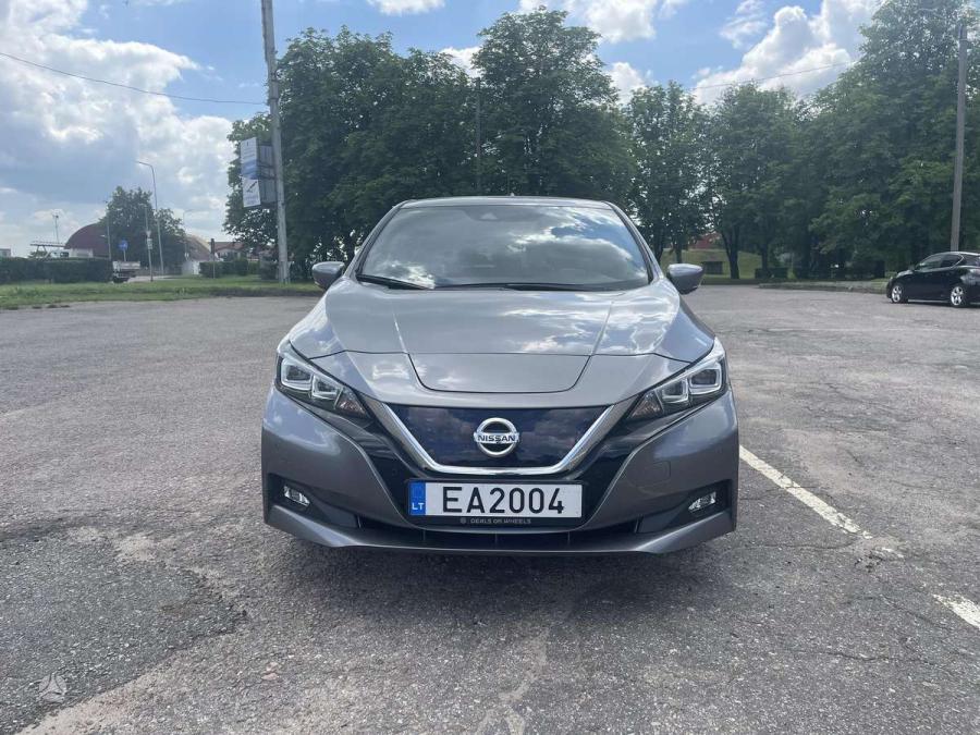 Grey Nissan Leaf 2019 in Kaunas, with an engine capacity of 0.00 L and mileage of 86 thousand km for 12500 €, photo 9 on AUTOMOTO.COM.LV