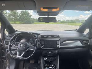Grey Nissan Leaf 2019 in Kaunas, with an engine capacity of 0.00 L and mileage of 86 thousand km for 12500 €, photo 11 on AUTOMOTO.COM.LV