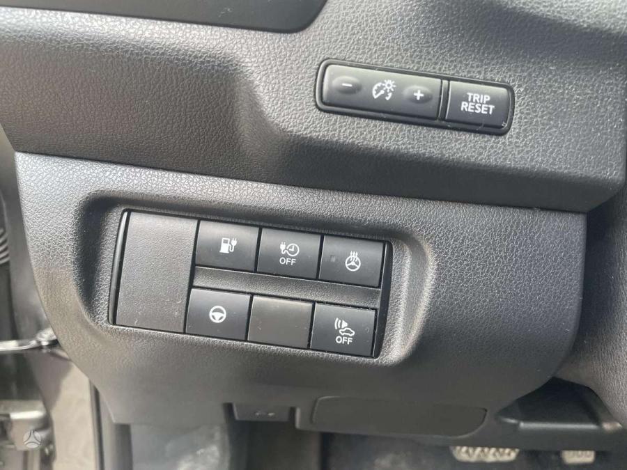 Grey Nissan Leaf 2019 in Kaunas, with an engine capacity of 0.00 L and mileage of 86 thousand km for 12500 €, photo 17 on AUTOMOTO.COM.LV