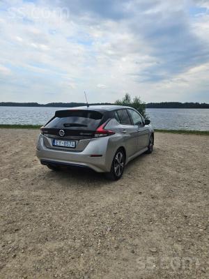 Grey Nissan Leaf 2019 in Riga, with an engine capacity of 0.00 L and mileage of 130 thousand km for 13300 €, photo 5 on AUTOMOTO.COM.LV