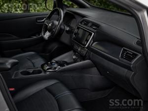 Grey Nissan Leaf 2019 in Riga, with an engine capacity of 0.00 L and mileage of 130 thousand km for 13300 €, photo 9 on AUTOMOTO.COM.LV