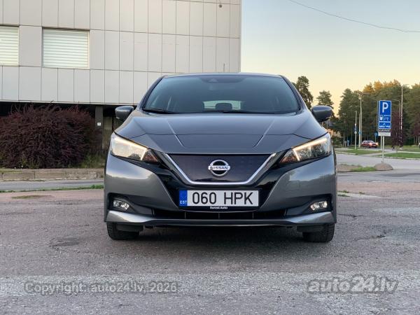 Nissan Leaf 2019 in Tallinn on AUTOMOTO.COM.LV Grey Nissan Leaf 2019 in Tallinn, with an engine capacity of 0.00 L and mileage of 47 thousand km for 13900 €, photo 8 on AUTOMOTO.COM.LV