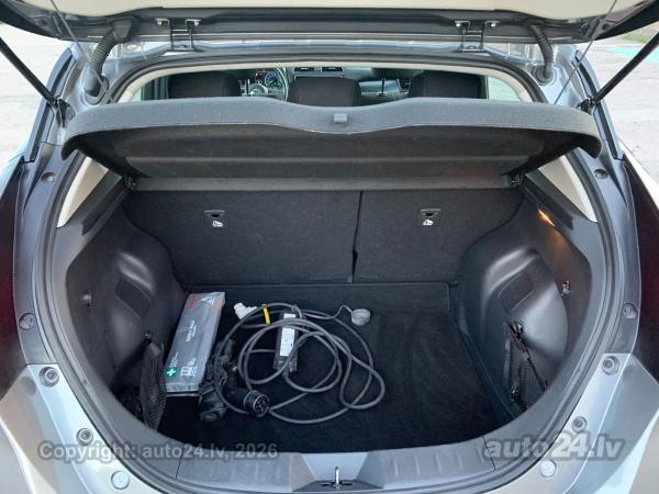 Nissan Leaf 2019 in Tallinn on AUTOMOTO.COM.LV Grey Nissan Leaf 2019 in Tallinn, with an engine capacity of 0.00 L and mileage of 47 thousand km for 13900 €, photo 11 on AUTOMOTO.COM.LV