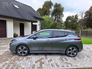 Pelēks Nissan Leaf 2019 Jelgava, ar dzinēja tilpumu 0.00 L un nobraukumu 103 tūkst. km par 11995 €, foto 3 vietnē AUTOMOTO.COM.LV
