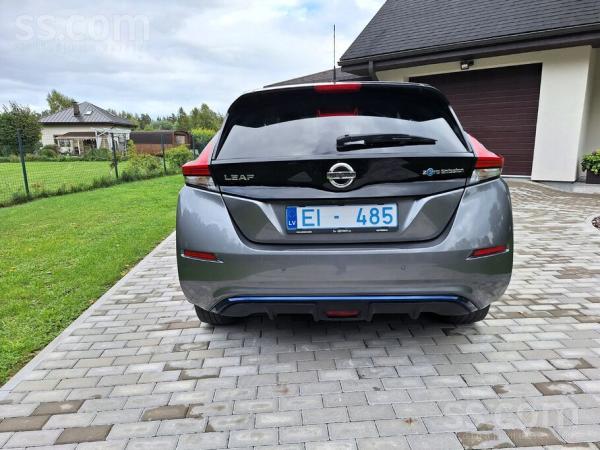 Pelēks Nissan Leaf 2019 Jelgava, ar dzinēja tilpumu 0.00 L un nobraukumu 103 tūkst. km par 11995 €, foto 5 vietnē AUTOMOTO.COM.LV