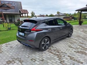 Pelēks Nissan Leaf 2019 Jelgava, ar dzinēja tilpumu 0.00 L un nobraukumu 103 tūkst. km par 11995 €, foto 6 vietnē AUTOMOTO.COM.LV