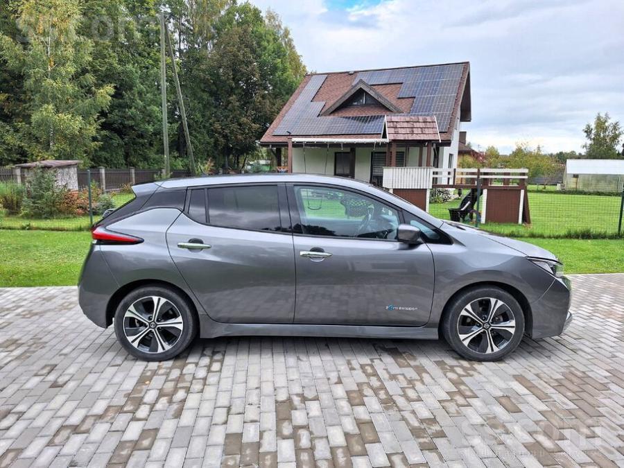 Pelēks Nissan Leaf 2019 Jelgava, ar dzinēja tilpumu 0.00 L un nobraukumu 103 tūkst. km par 11995 €, foto 7 vietnē AUTOMOTO.COM.LV