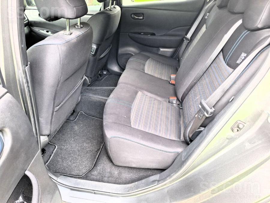 Pelēks Nissan Leaf 2019 Jelgava, ar dzinēja tilpumu 0.00 L un nobraukumu 103 tūkst. km par 11995 €, foto 13 vietnē AUTOMOTO.COM.LV