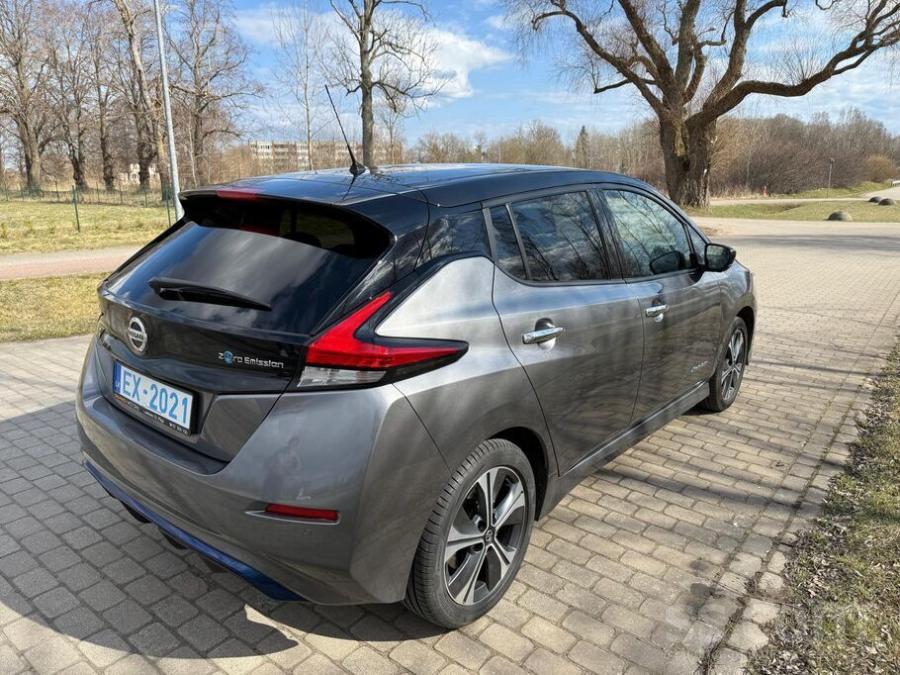 Grey Nissan Leaf 2020 in Riga, with an engine capacity of 0.00 L and mileage of 162 thousand km for 12200 €, photo 5 on AUTOMOTO.COM.LV