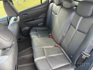 Grey Nissan Leaf 2020 in Riga, with an engine capacity of 0.00 L and mileage of 162 thousand km for 12200 €, photo 17 on AUTOMOTO.COM.LV