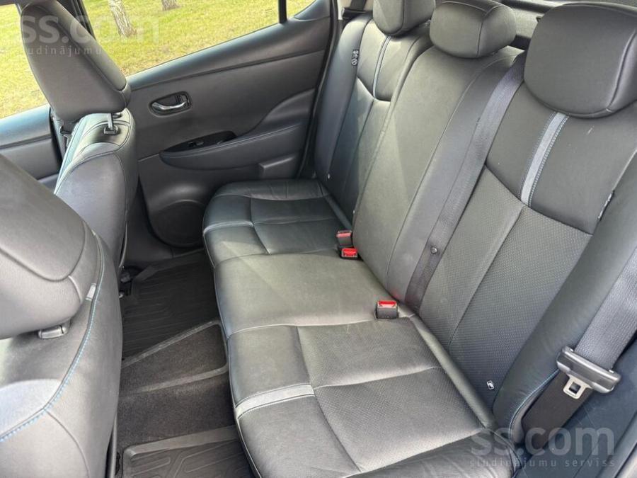 Grey Nissan Leaf 2020 in Riga, with an engine capacity of 0.00 L and mileage of 162 thousand km for 12200 €, photo 17 on AUTOMOTO.COM.LV