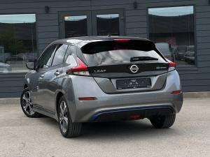 Grey Nissan Leaf 2020 in Jelgava, with an engine capacity of 0.10 L and mileage of 70 thousand km for 15850 €, photo 5 on AUTOMOTO.COM.LV