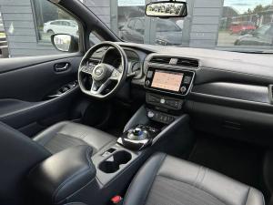Grey Nissan Leaf 2020 in Jelgava, with an engine capacity of 0.10 L and mileage of 70 thousand km for 15850 €, photo 7 on AUTOMOTO.COM.LV