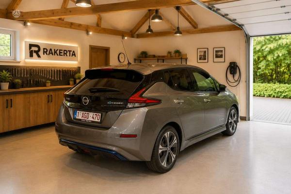 Pelēks Nissan Leaf 2020 Viļņa, ar dzinēja tilpumu 0.00 L un nobraukumu 127 tūkst. km par 13800 €, foto 9 vietnē AUTOMOTO.COM.LV