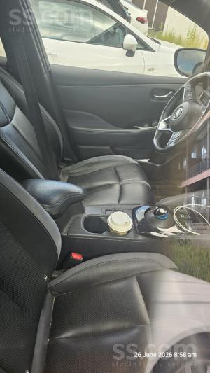 Grey Nissan Leaf 2020 in Riga, with an engine capacity of 0.00 L and mileage of 251 thousand km for 14000 €, photo 7 on AUTOMOTO.COM.LV