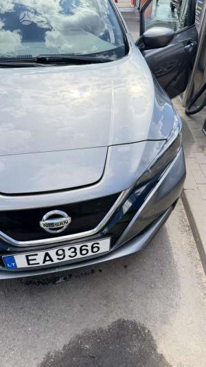 Pelēks Nissan Leaf 2020 Viļņa, ar dzinēja tilpumu 0.00 L un nobraukumu 137 tūkst. km par 11500 €, foto 4 vietnē AUTOMOTO.COM.LV