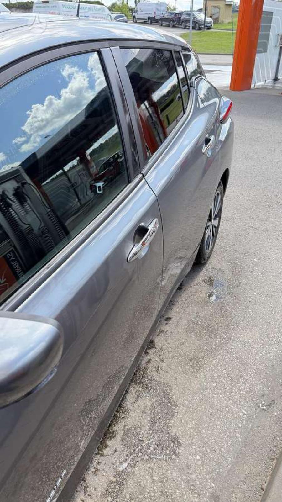 Pelēks Nissan Leaf 2020 Viļņa, ar dzinēja tilpumu 0.00 L un nobraukumu 137 tūkst. km par 11500 €, foto 10 vietnē AUTOMOTO.COM.LV