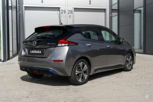 Grey Nissan Leaf 2020 in Vilnius, with an engine capacity of 0.00 L and mileage of 171 thousand km for 9300 €, photo 4 on AUTOMOTO.COM.LV