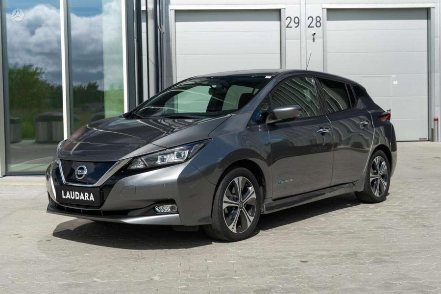 Grey Nissan Leaf 2020 in Vilnius, with an engine capacity of 0.00 L and mileage of 171 thousand km for 9300 €, photo 8 on AUTOMOTO.COM.LV