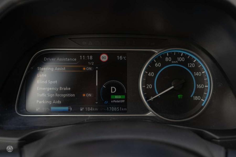 Grey Nissan Leaf 2020 in Vilnius, with an engine capacity of 0.00 L and mileage of 171 thousand km for 9300 €, photo 18 on AUTOMOTO.COM.LV