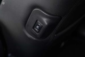Grey Nissan Leaf 2020 in Vilnius, with an engine capacity of 0.00 L and mileage of 171 thousand km for 9300 €, photo 26 on AUTOMOTO.COM.LV