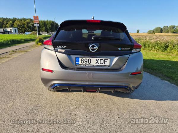 Grey Nissan Leaf 2020 in Tallinn, with an engine capacity of 0.00 L and mileage of 99 thousand km for 14750 €, photo 5 on AUTOMOTO.COM.LV