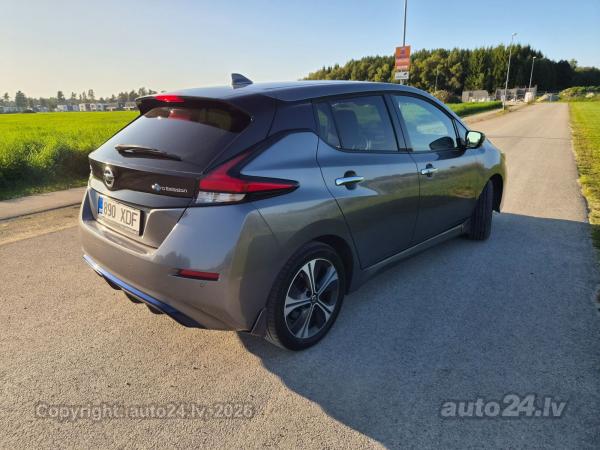Grey Nissan Leaf 2020 in Tallinn, with an engine capacity of 0.00 L and mileage of 99 thousand km for 14750 €, photo 6 on AUTOMOTO.COM.LV