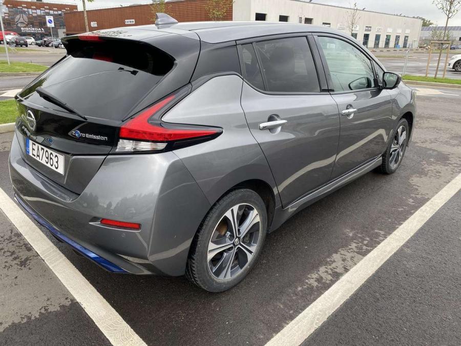 Grey Nissan Leaf 2020 in Kaunas, with an engine capacity of 0.00 L and mileage of 58 thousand km for 19965 €, photo 15 on AUTOMOTO.COM.LV