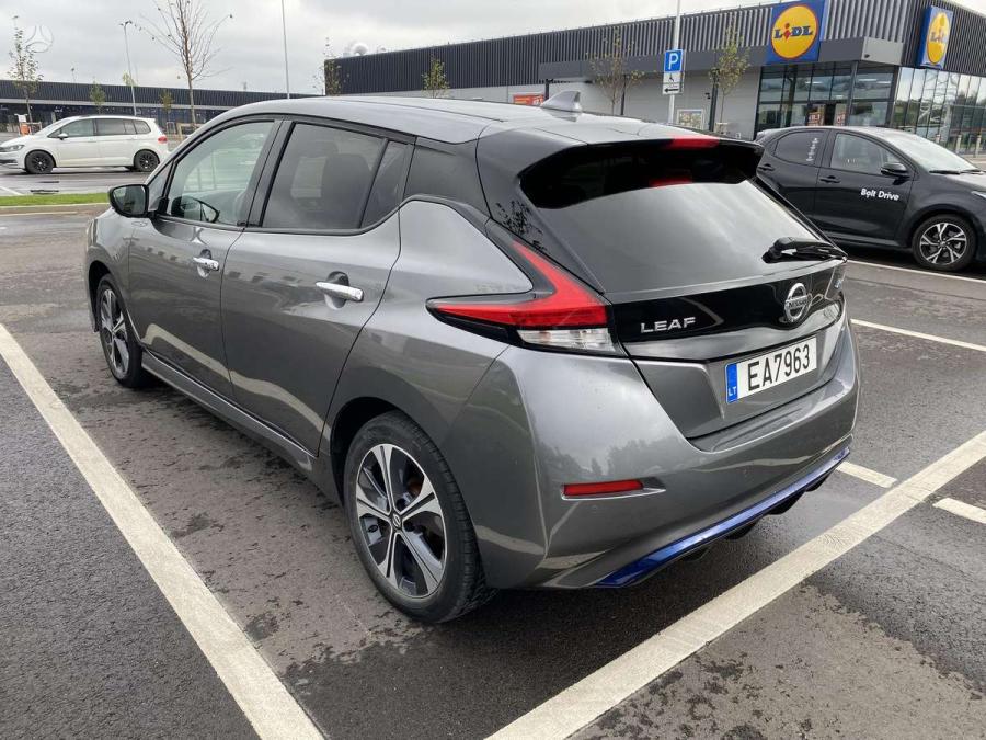 Grey Nissan Leaf 2020 in Kaunas, with an engine capacity of 0.00 L and mileage of 58 thousand km for 19965 €, photo 17 on AUTOMOTO.COM.LV