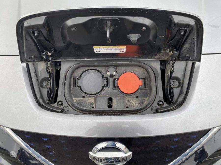 Grey Nissan Leaf 2020 in Kaunas, with an engine capacity of 0.00 L and mileage of 58 thousand km for 19965 €, photo 23 on AUTOMOTO.COM.LV