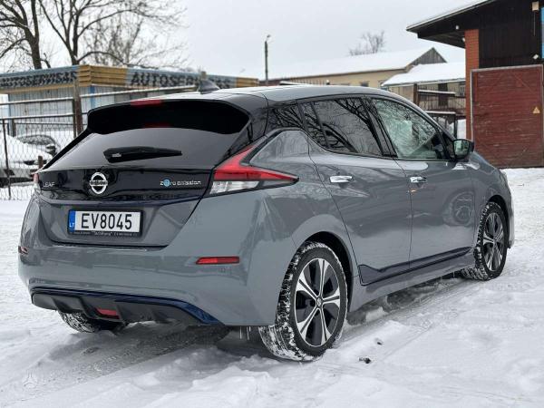 Pelēks Nissan Leaf 2021 Ukmergė, ar dzinēja tilpumu 0.00 L un nobraukumu 125 tūkst. km par 7600 €, foto 7 vietnē AUTOMOTO.COM.LV