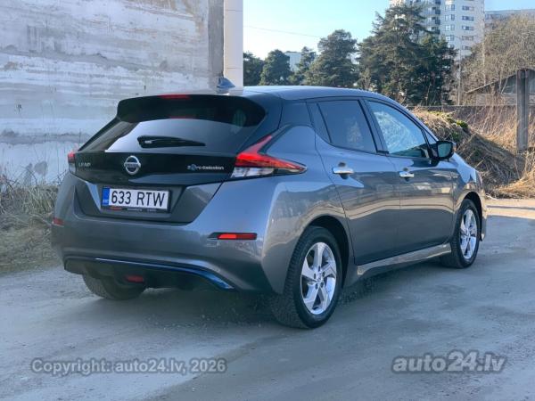 Grey Nissan Leaf 2021 in Tallinn, with an engine capacity of 0.00 L and mileage of 38 thousand km for 15400 €, photo 3 on AUTOMOTO.COM.LV