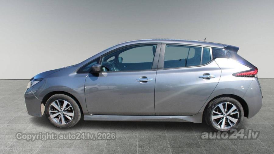 Pelēks Nissan Leaf 2021 Pērnava, ar dzinēja tilpumu 0.00 L un nobraukumu 63 tūkst. km par 13999 €, foto 3 vietnē AUTOMOTO.COM.LV