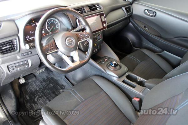 Pelēks Nissan Leaf 2021 Pērnava, ar dzinēja tilpumu 0.00 L un nobraukumu 63 tūkst. km par 13999 €, foto 6 vietnē AUTOMOTO.COM.LV