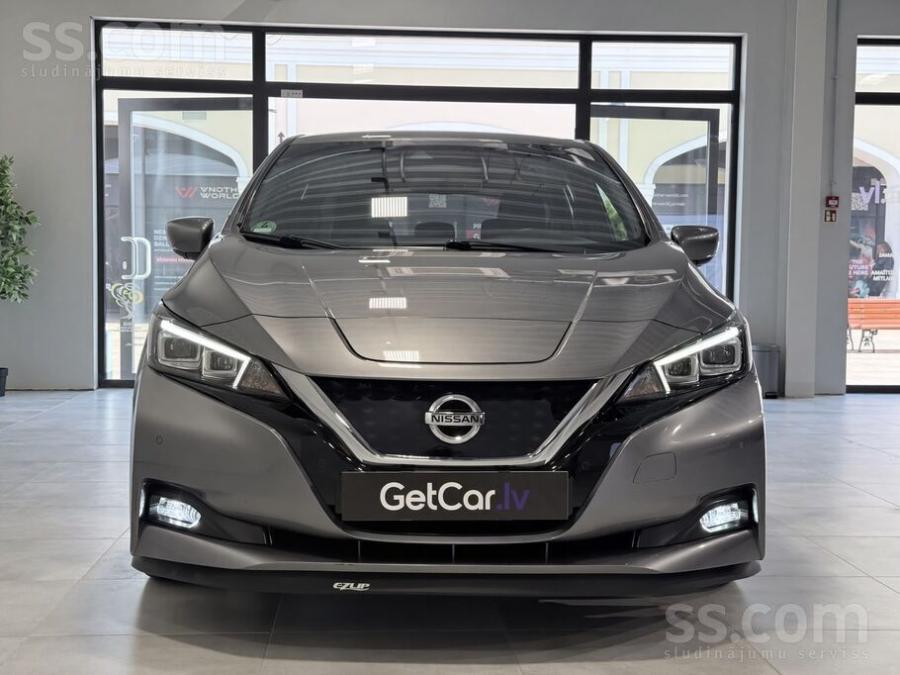 Pelēks Nissan Leaf 2021 Rīga, ar dzinēja tilpumu 0.00 L un nobraukumu 51 tūkst. km par 17500 €, foto 5 vietnē AUTOMOTO.COM.LV