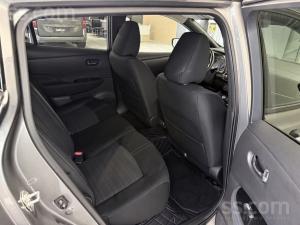 Pelēks Nissan Leaf 2021 Rīga, ar dzinēja tilpumu 0.00 L un nobraukumu 51 tūkst. km par 17500 €, foto 9 vietnē AUTOMOTO.COM.LV