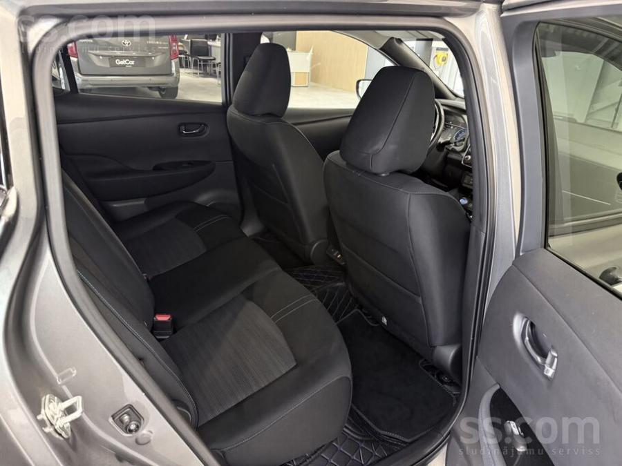 Pelēks Nissan Leaf 2021 Rīga, ar dzinēja tilpumu 0.00 L un nobraukumu 51 tūkst. km par 17500 €, foto 9 vietnē AUTOMOTO.COM.LV