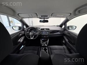 Pelēks Nissan Leaf 2021 Rīga, ar dzinēja tilpumu 0.00 L un nobraukumu 51 tūkst. km par 17500 €, foto 12 vietnē AUTOMOTO.COM.LV