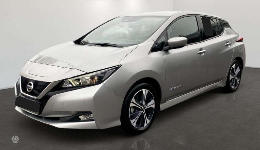 Pelēks Nissan Leaf 2022 Viļņa, ar dzinēja tilpumu 0.00 L un nobraukumu 13 tūkst. km par 15000 €, foto 1 vietnē AUTOMOTO.COM.LV