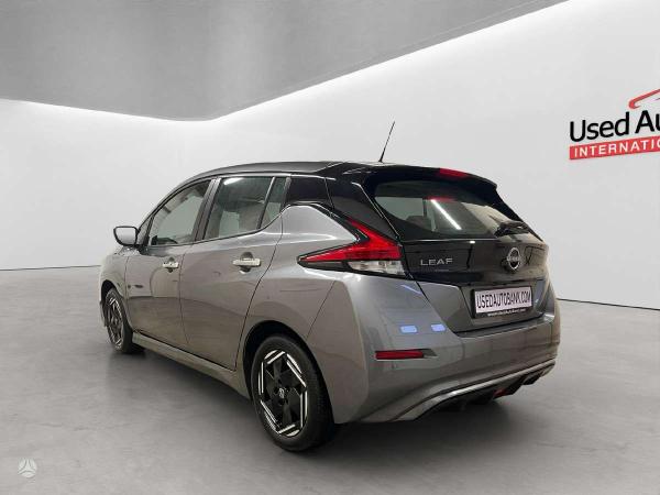 Pelēks Nissan Leaf 2022 Marijampole, ar dzinēja tilpumu 0.00 L un nobraukumu 82 tūkst. km par 13915 €, foto 6 vietnē AUTOMOTO.COM.LV