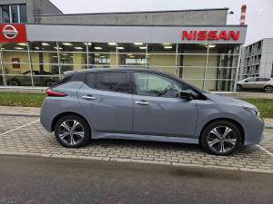 Pelēks Nissan Leaf 2022 Klaipėda, ar dzinēja tilpumu 0.00 L un nobraukumu 49 tūkst. km par 17500 €, foto 2 vietnē AUTOMOTO.COM.LV