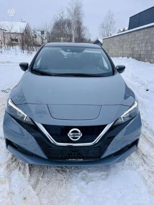 Pelēks Nissan Leaf 2022 Viļņa, ar dzinēja tilpumu 0.00 L un nobraukumu 56 tūkst. km par 15950 €, foto 2 vietnē AUTOMOTO.COM.LV