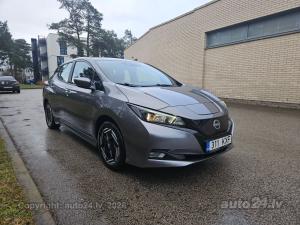 Pelēks Nissan Leaf 2022 Saku, ar dzinēja tilpumu 0.00 L un nobraukumu 50 tūkst. km par 15750 €, foto 3 vietnē AUTOMOTO.COM.LV