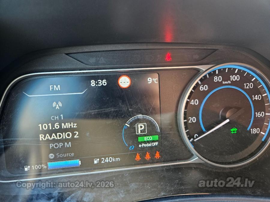 Pelēks Nissan Leaf 2022 Saku, ar dzinēja tilpumu 0.00 L un nobraukumu 50 tūkst. km par 15750 €, foto 11 vietnē AUTOMOTO.COM.LV