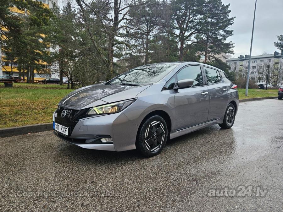Pelēks Nissan Leaf 2022 Saku, ar dzinēja tilpumu 0.00 L un nobraukumu 50 tūkst. km par 15750 €, foto 14 vietnē AUTOMOTO.COM.LV
