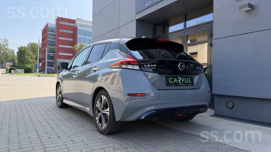 Pelēks Nissan Leaf 2022 Rīga, ar dzinēja tilpumu 0.00 L un nobraukumu 33 tūkst. km par 18500 €, foto 9 vietnē AUTOMOTO.COM.LV