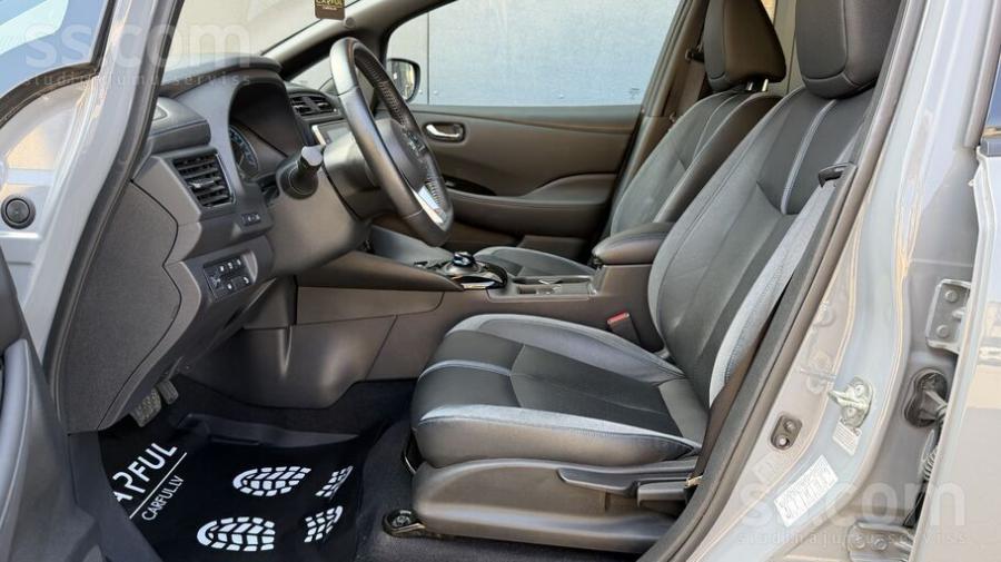 Pelēks Nissan Leaf 2022 Rīga, ar dzinēja tilpumu 0.00 L un nobraukumu 33 tūkst. km par 18500 €, foto 12 vietnē AUTOMOTO.COM.LV