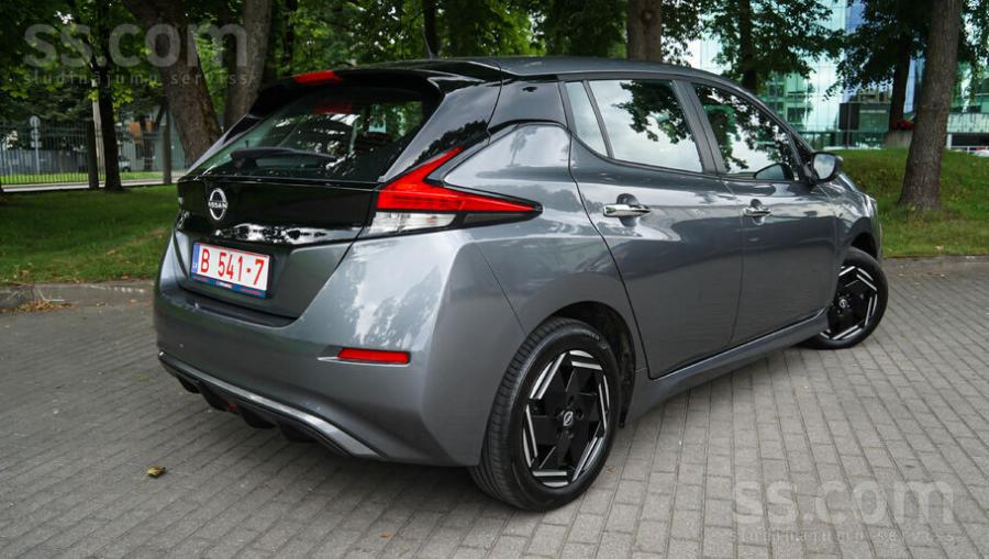 Grey Nissan Leaf 2022 in Riga, with an engine capacity of 0.00 L and mileage of 57 thousand km for 16950 €, photo 7 on AUTOMOTO.COM.LV